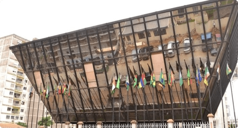 L'immeuble RASCOM - Ansut